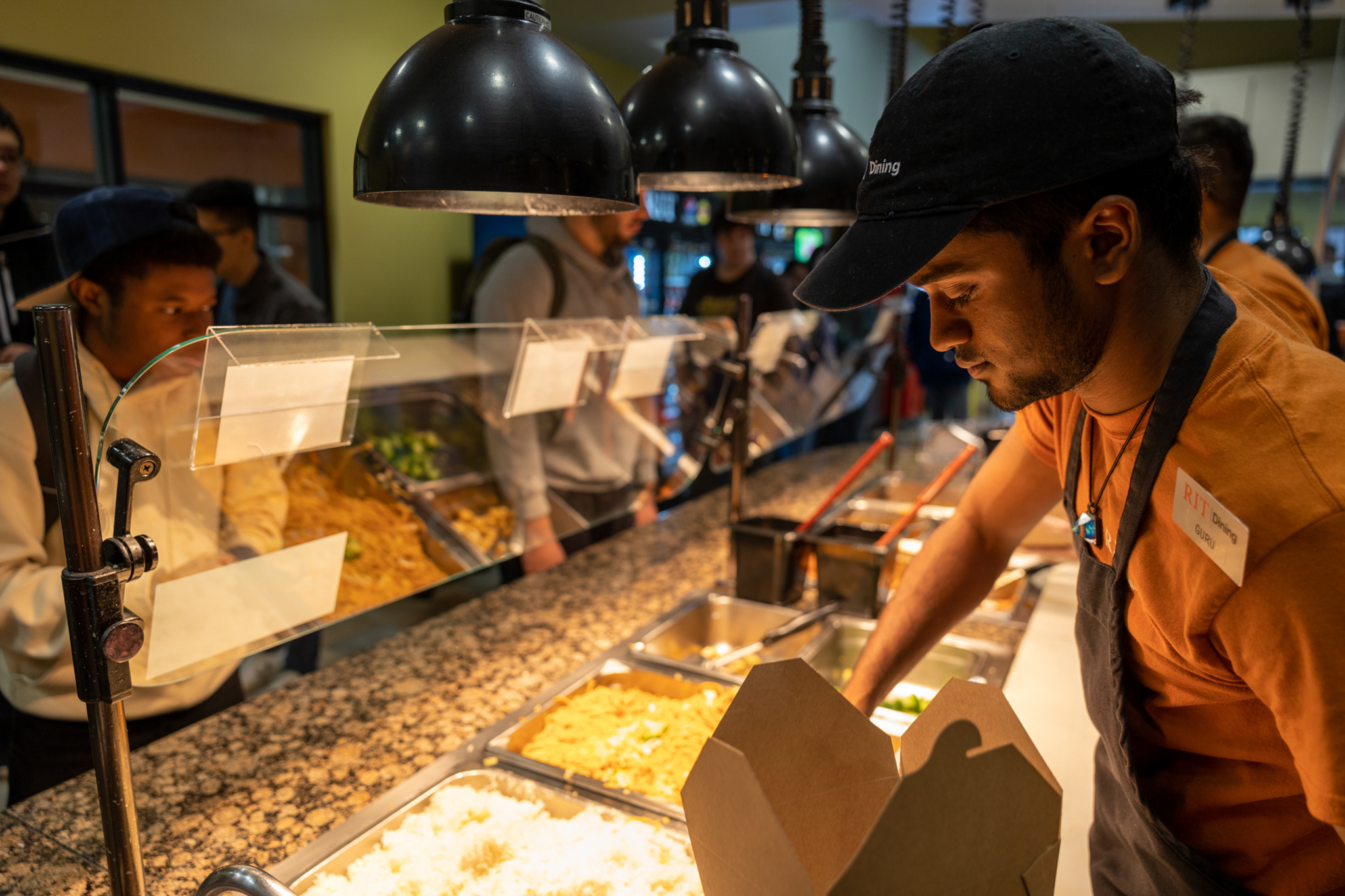 Café and Market at Crossroads | RIT Dining | RIT