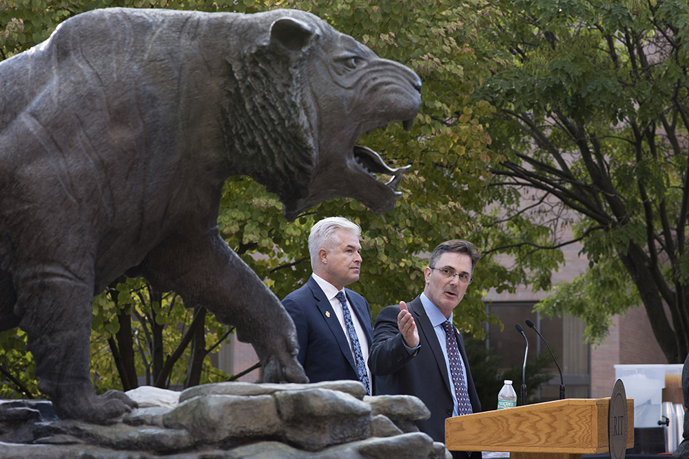 Tiger Statue 30th anniversary | RIT
