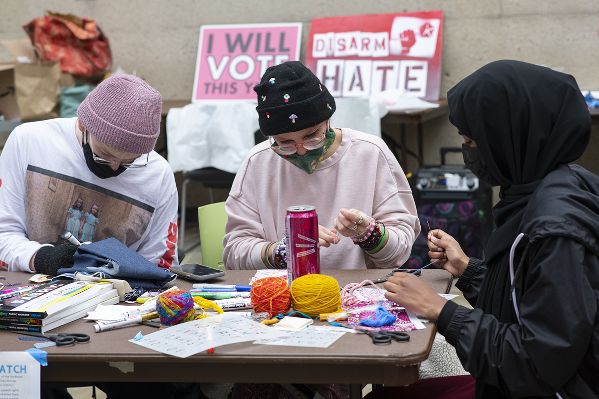 Craft-making event | RIT