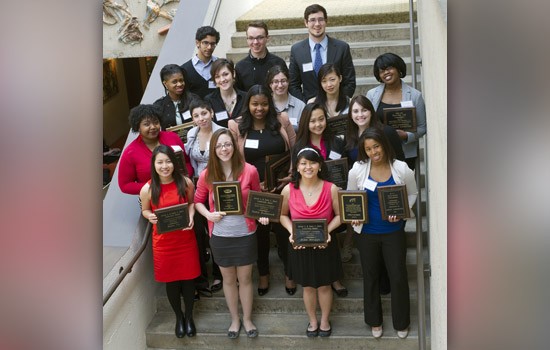 Students receive Leadership Award Scholarships | RIT