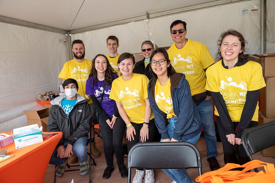 Staff volunteers make Imagine RIT shine | RIT